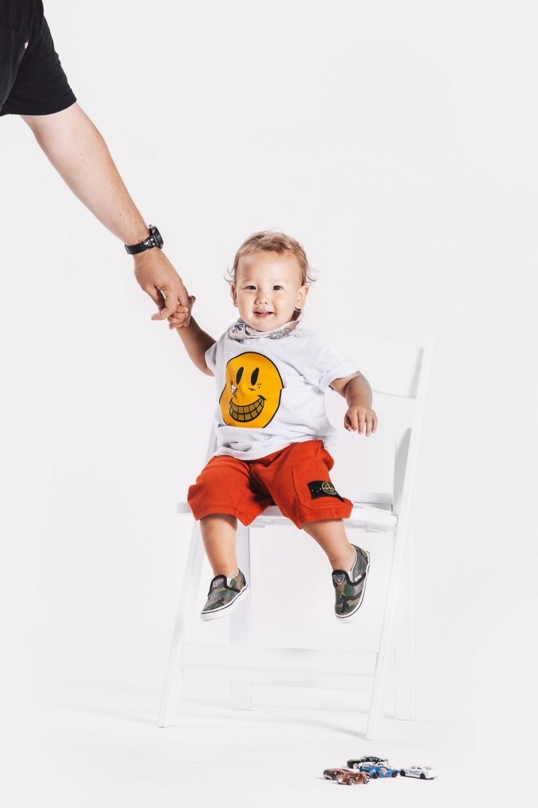 Little Giant Giant Shorties Family Portrait Series | SNOBETTE