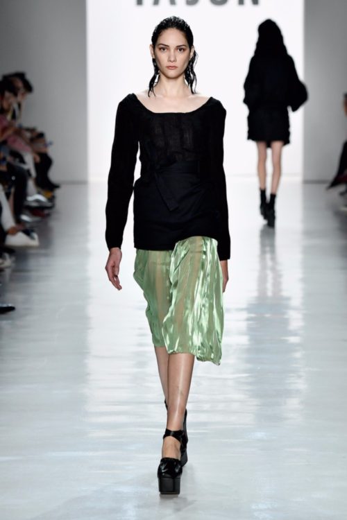 Yajun Spring 2018 Channels The Rebellious Female