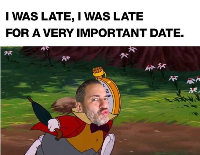 Marc Jacobs Apologizes, Implies Runway Lateness Wasn't About Rihanna