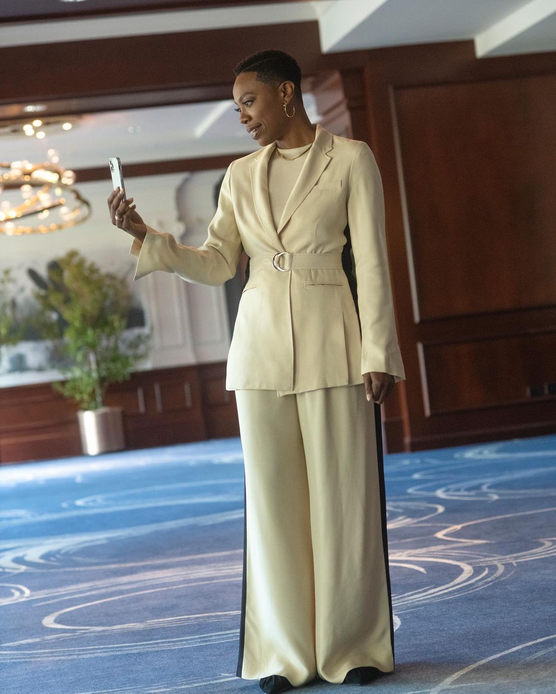 HBO 'Insecure' Season 5 Episode 6 Outfits 'Tired, Okay?!' | SNOBETTE