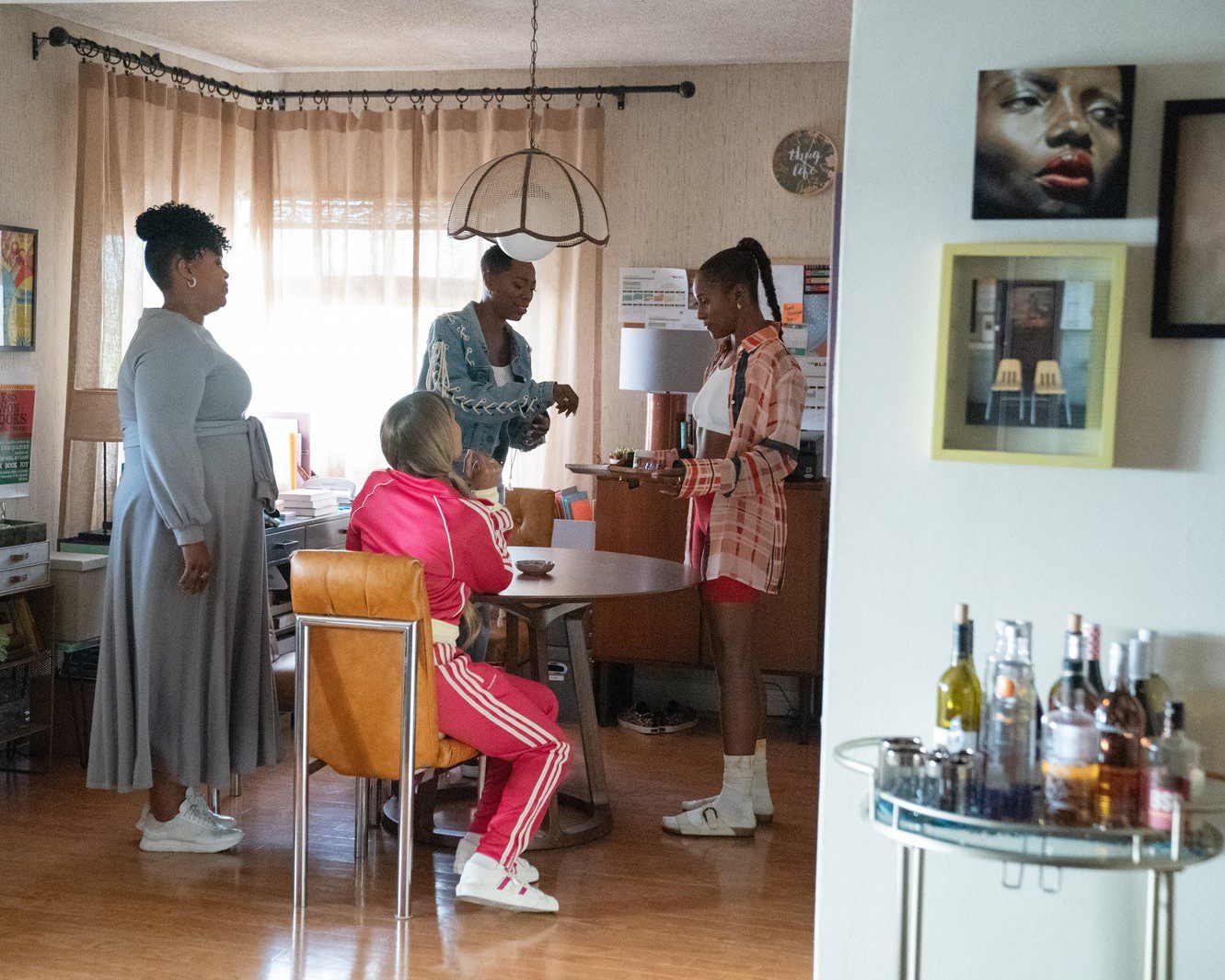 HBO's 'Insecure' Season 5 Episode 7 Outfits: 'Chillin’, Okay?!' | SNOBETTE
